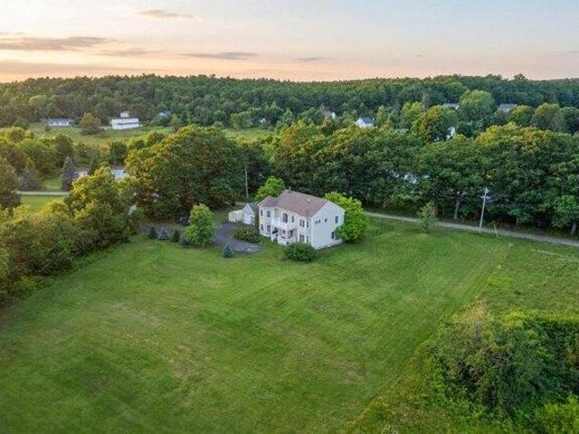 3 bedroom, Wiscasset ME 04578 105109170