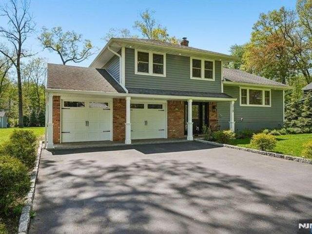3 bedroom, Wyckoff NJ 07481 102285537