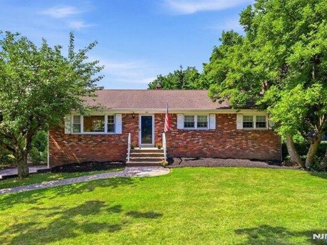 3 bedroom, Wyckoff NJ 07481 104443688