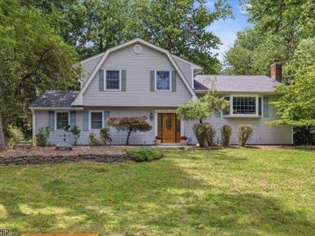 3 bedroom, Wyckoff NJ 07481 104540556