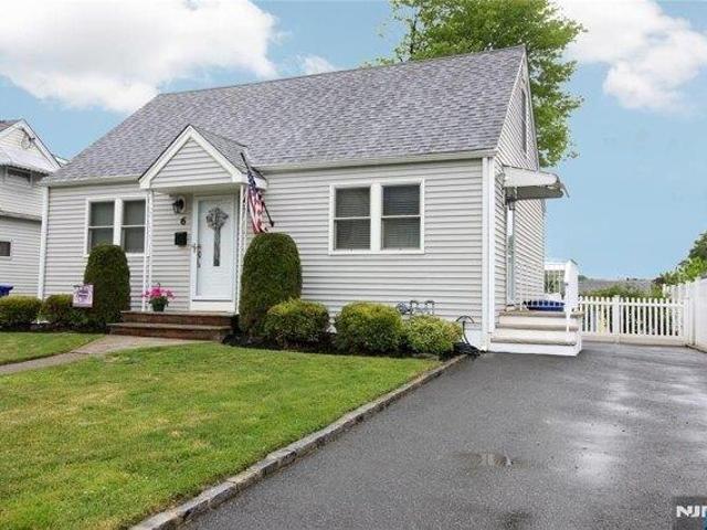 3 bedroom, Totowa NJ 07512 LS102775828