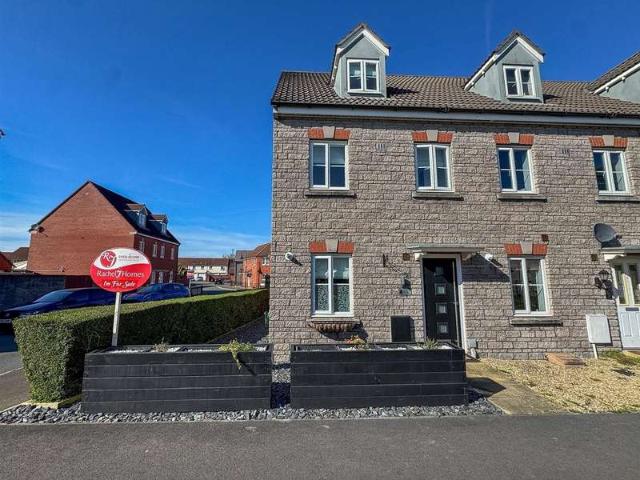 3 Bedroom Town House
