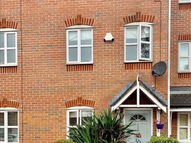 3 Bedroom Town House