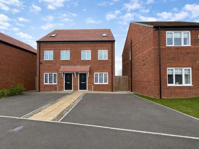 3 Bedroom Town House