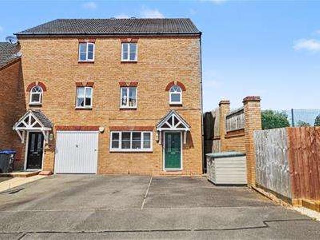 3 Bedroom Town House