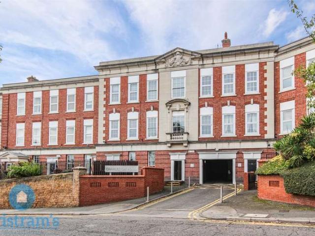 3 Bedroom Town House