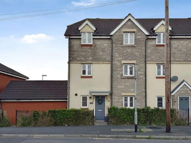 3 Bedroom Town House