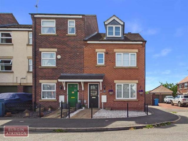 3 Bedroom Town House