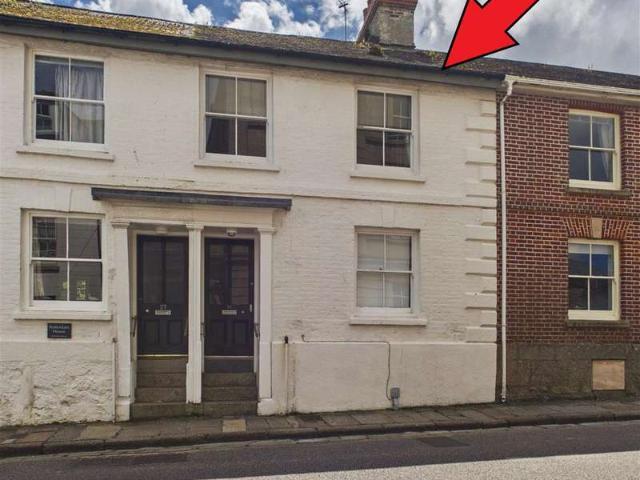 3 Bedroom Town House