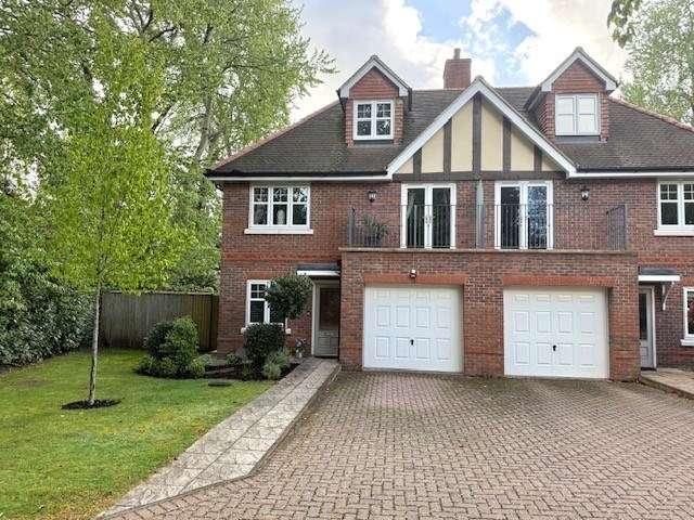 3 Bedroom Town House