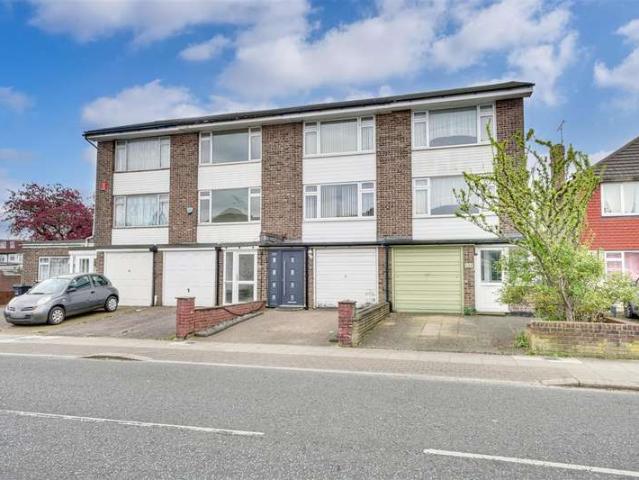 3 Bedroom Town House