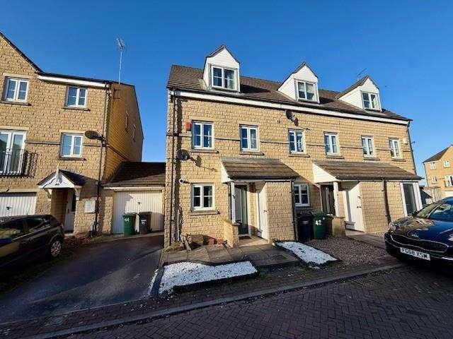 3 Bedroom Town House
