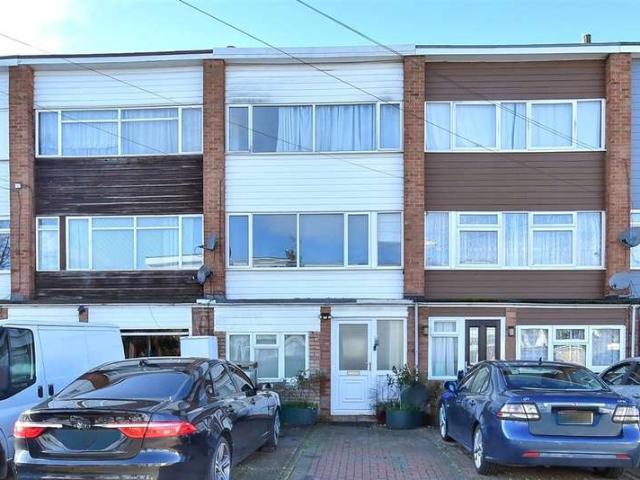 3 Bedroom Town House