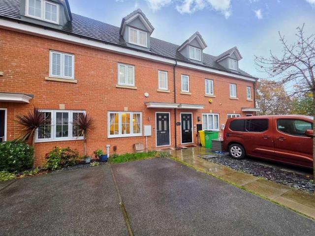 3 Bedroom Town House