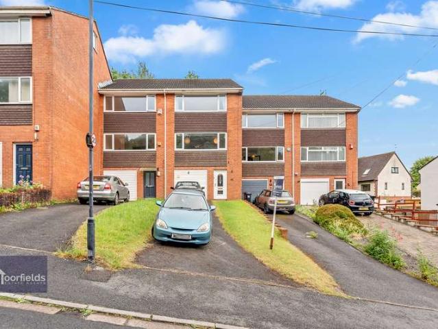 3 Bedroom Town House