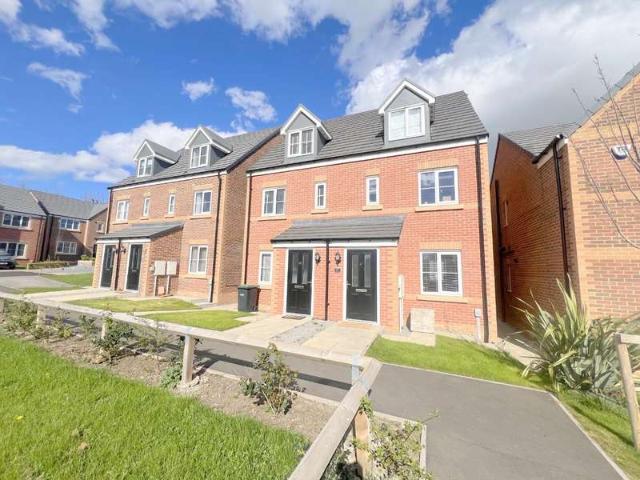 3 Bedroom Town House