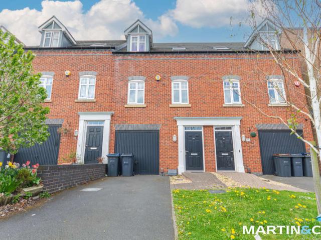 3 Bedroom Town House