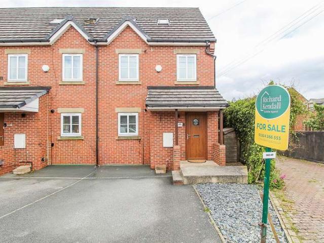 3 Bedroom Town House