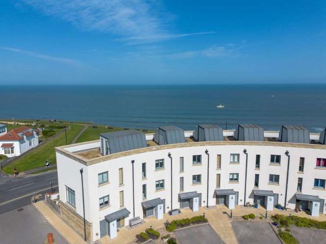 3 Bedroom Town House