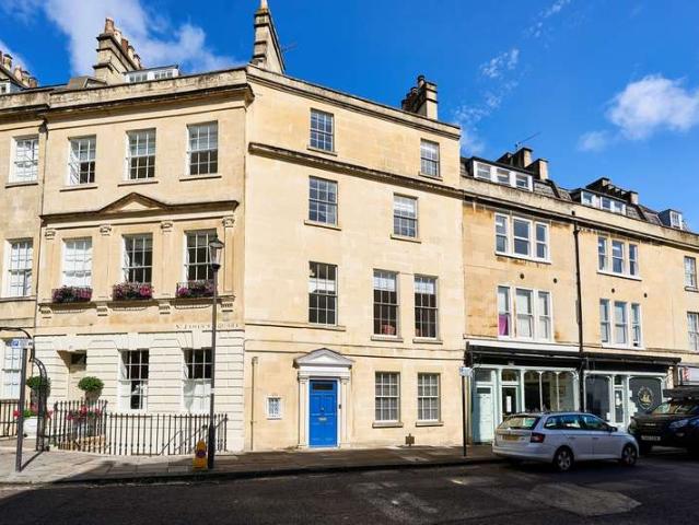 3 Bedroom Town House