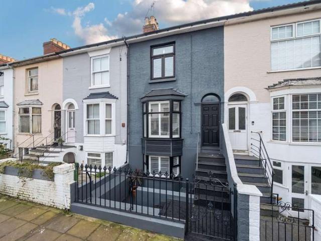 3 Bedroom Town House