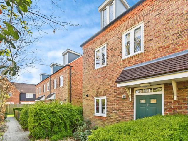 3 Bedroom Town House