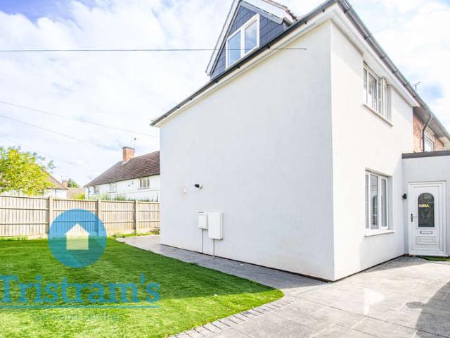 3 Bedroom Town House