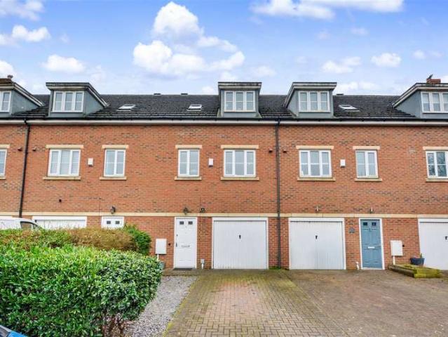 3 Bedroom Town House