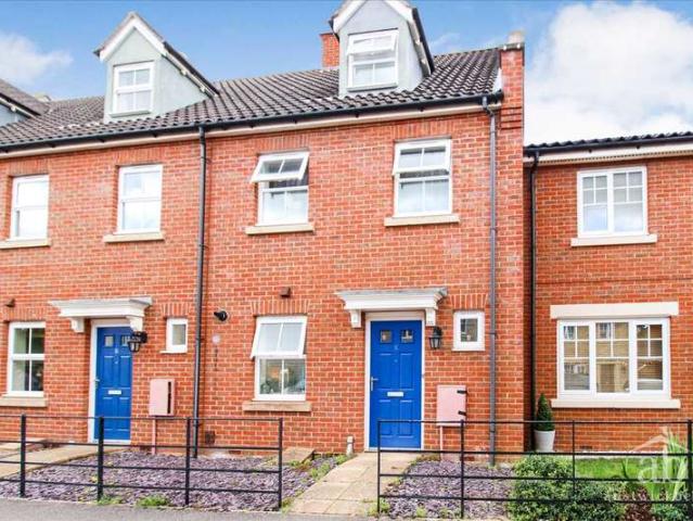 3 Bedroom Town House