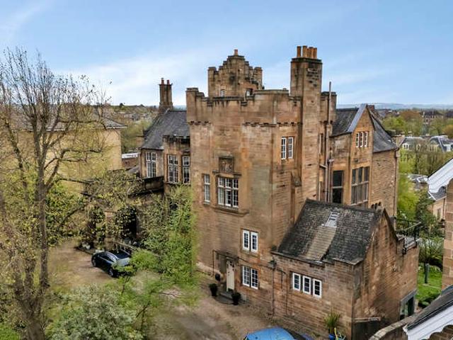 3 Bedroom Town House