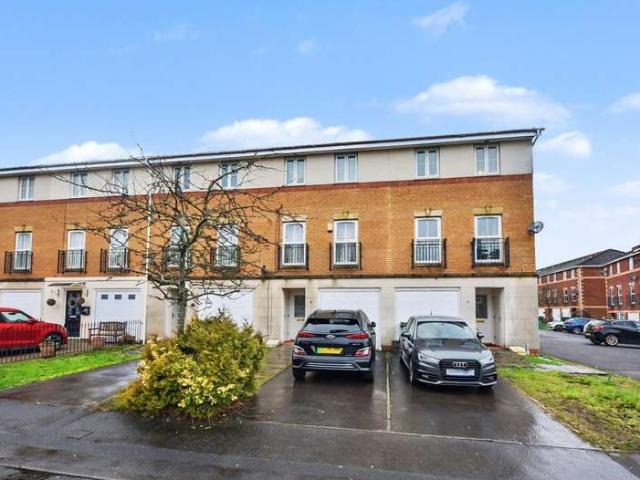 3 Bedroom Town House