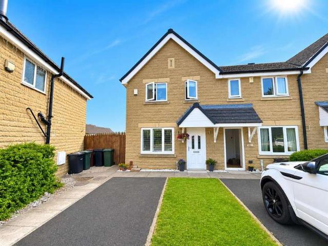 3 Bedroom Town House