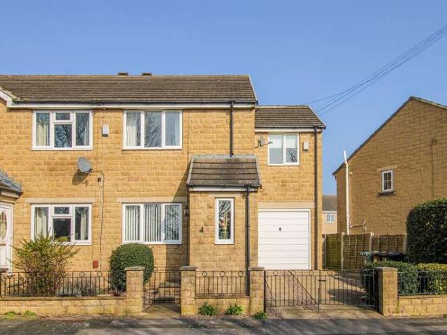3 Bedroom Town House