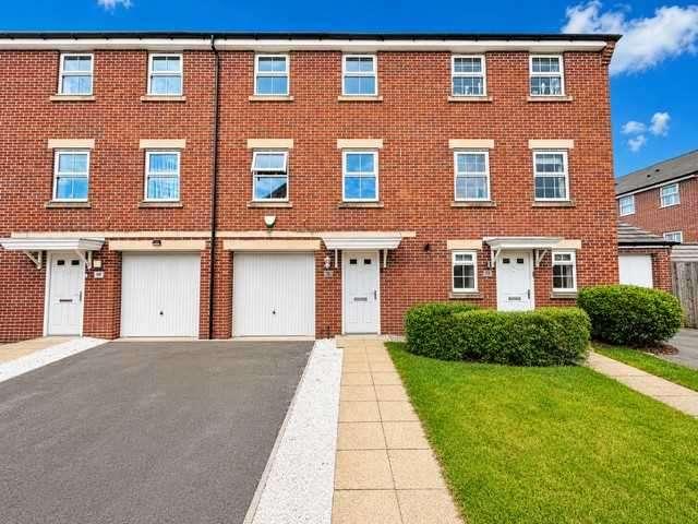 3 Bedroom Town House
