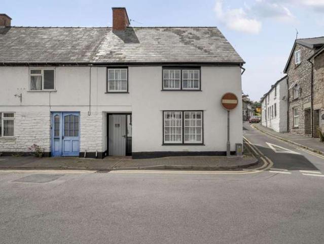 3 Bedroom Town House