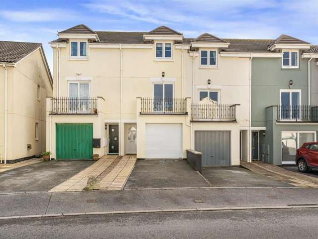 3 Bedroom Town House