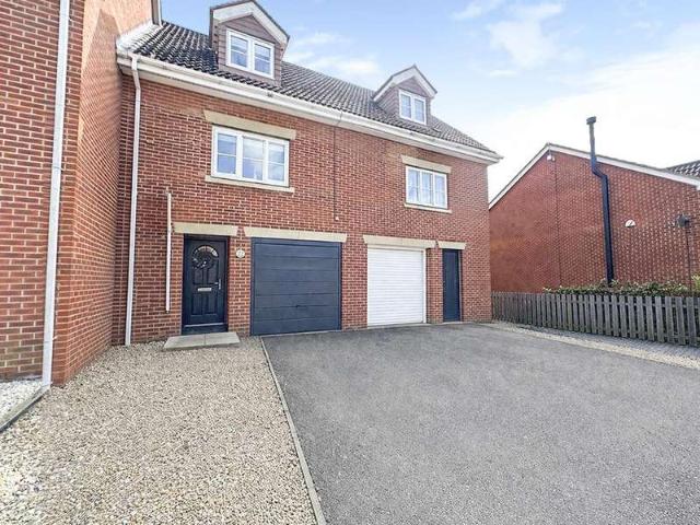 3 Bedroom Town House
