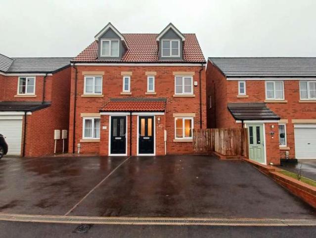 3 Bedroom Town House