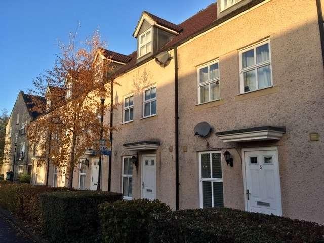 3 Bedroom Town House