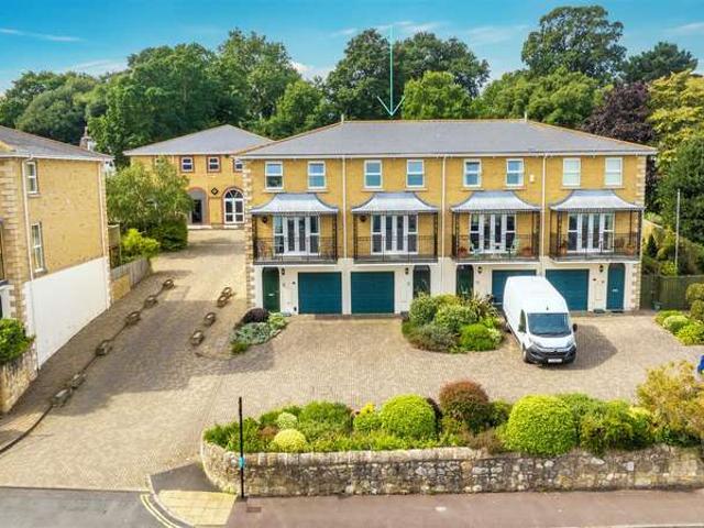 3 Bedroom Town House