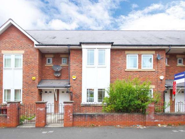 3 Bedroom Town House
