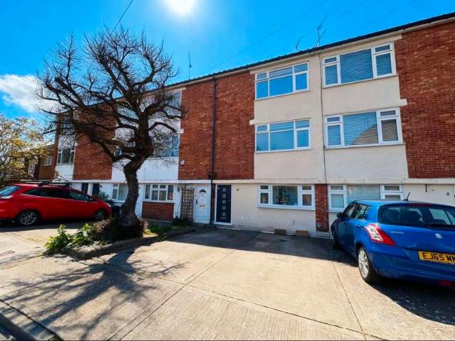 3 Bedroom Town House