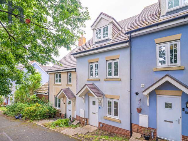 3 Bedroom Town House