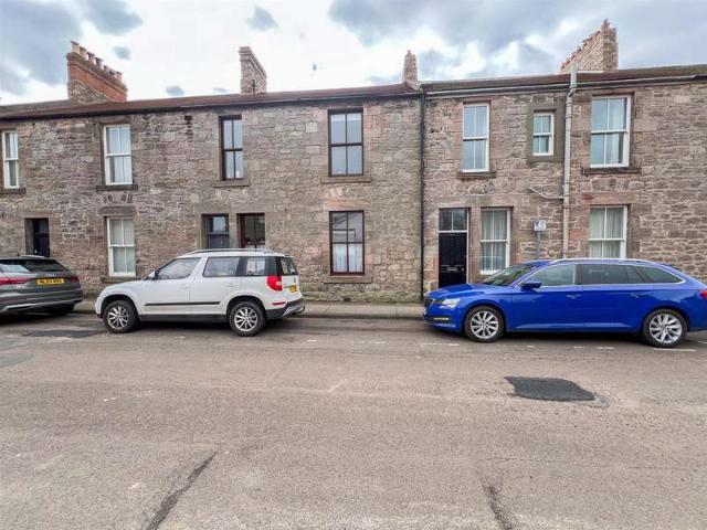 3 Bedroom Town House