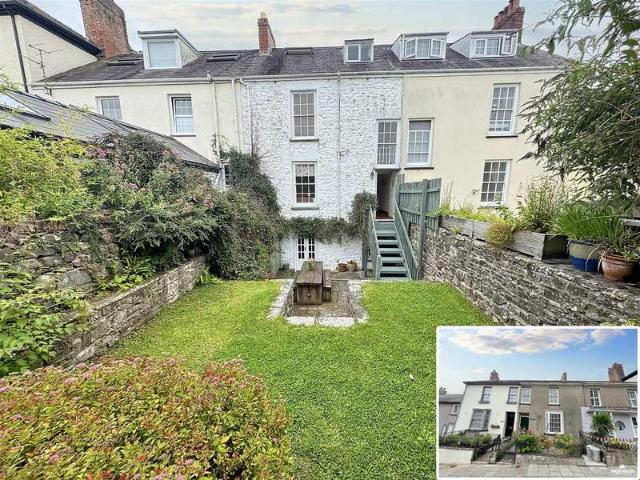 3 Bedroom Town House