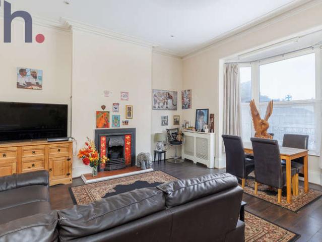 3 Bedroom Town House