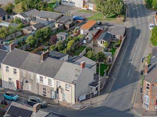 3 Bedroom Town House