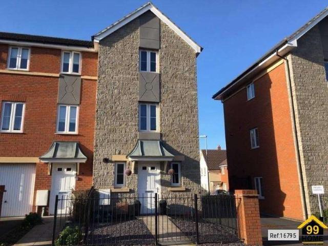 3 Bedroom Town House