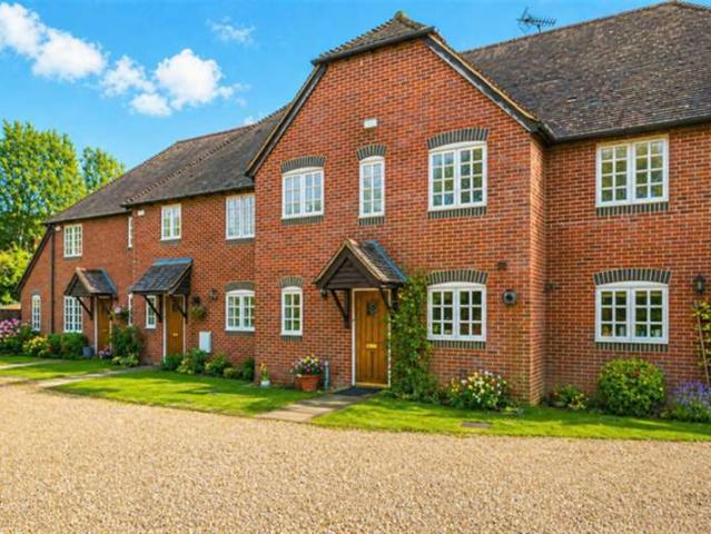 3 Bedroom Town House