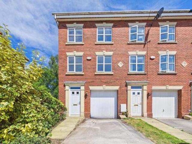 3 bedroom Town house To Let